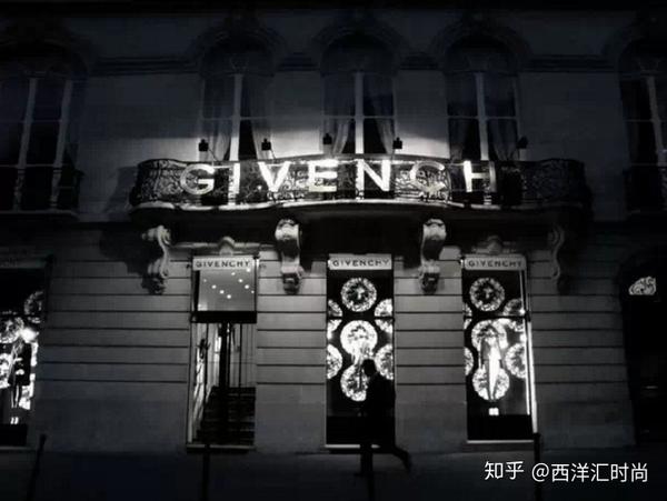 GIVENCHY 纪梵希属于什么档次，纪梵希四宫格散粉火爆全球，还能找来李宇春拍摄时尚大片！ - 知乎