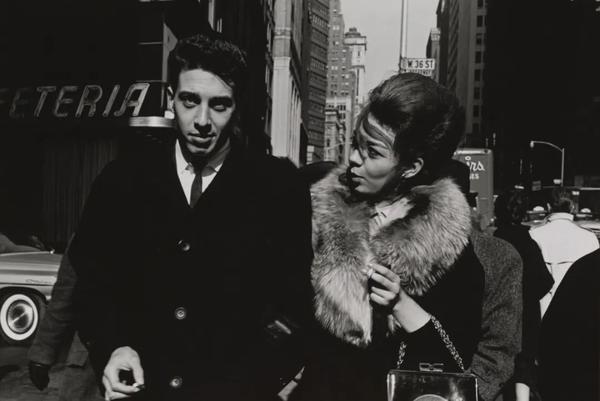 摄影黑皮书】029—Lee Friedlander （李·弗里德兰德） - 知乎