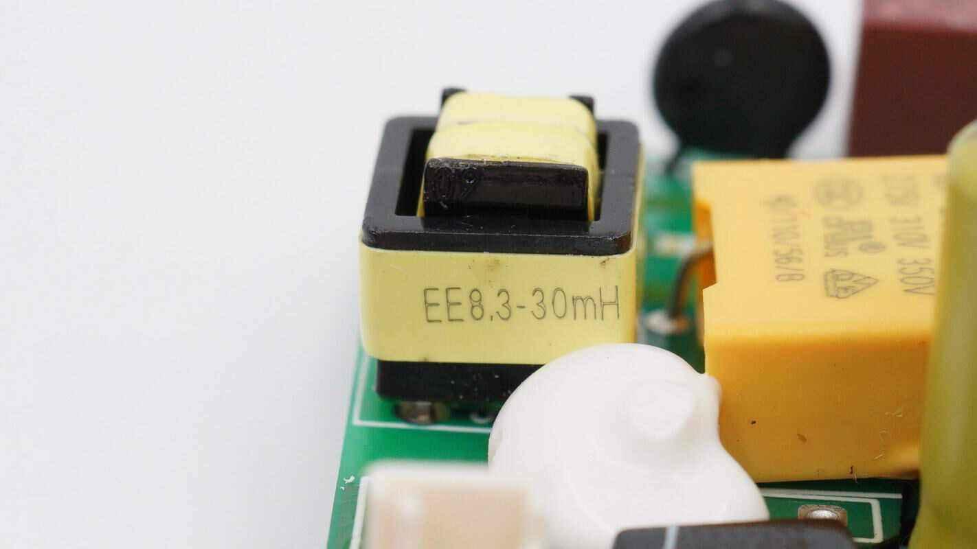 拆解报告：Aohi奥海3.5/4kW智能充放电一体枪 - 知乎