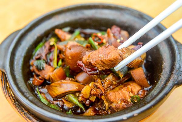 天气转凉来一碗马来西亚肉骨茶，湿气少精神好 - 知乎