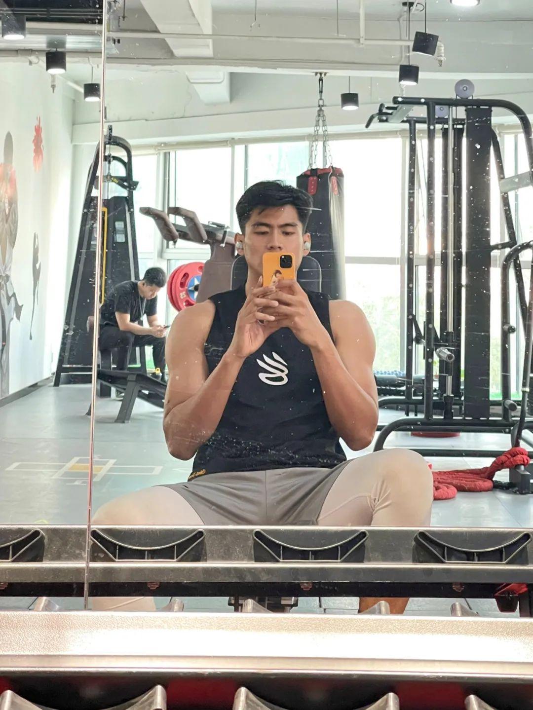 193cm西安交大篮球体育生，大学生就是猛！ - 知乎