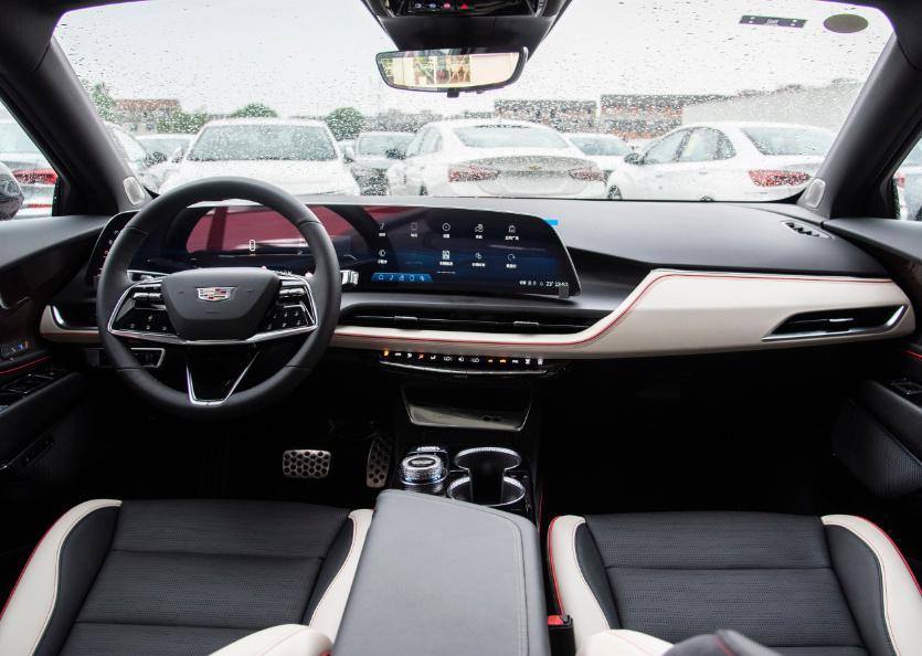 再添入门级轿跑SUV，起售21.97万元，凯迪拉克GT4来袭 - 知乎