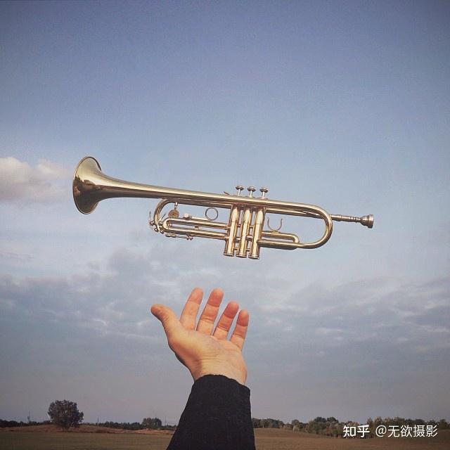 摄影师Simone Bramante来自意大利，自称是一位讲故事的人。他的照片充满了故事感和代入感，常常让人误以为是电影镜头中的一帧。 - 知乎