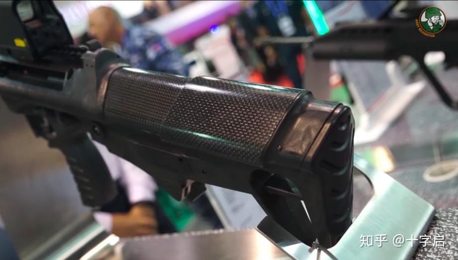 有哪些造型或结构设计很前卫的枪？ - 知乎