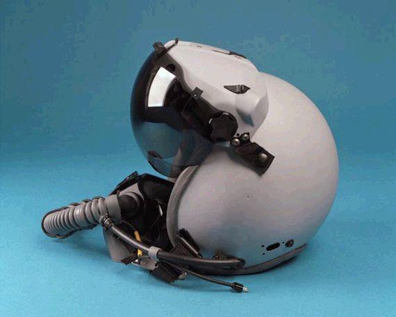 J-20配套新型飞行头盔正式公开 - 知乎