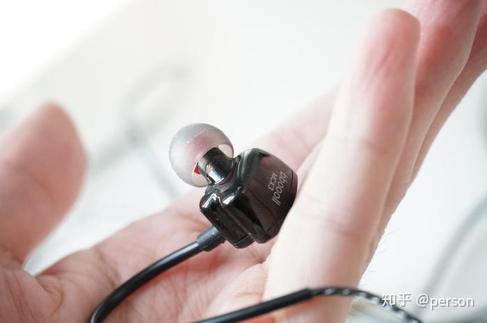 波耳bboooll BOT1新旧版本对比，以及对比潜99耳机评测 - 知乎