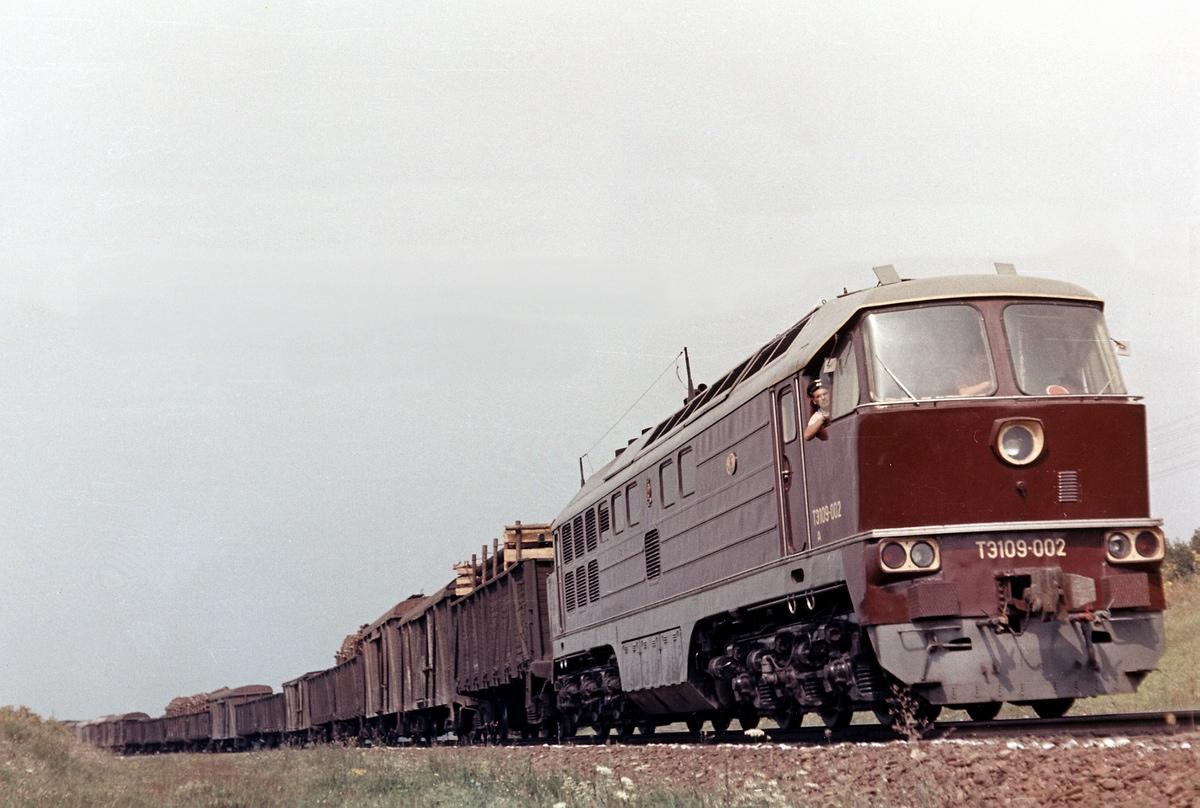【铁道科普】来自卢甘斯克的“柳德米拉”——TE109型（德国铁路232型）内燃机车（上篇） - 知乎