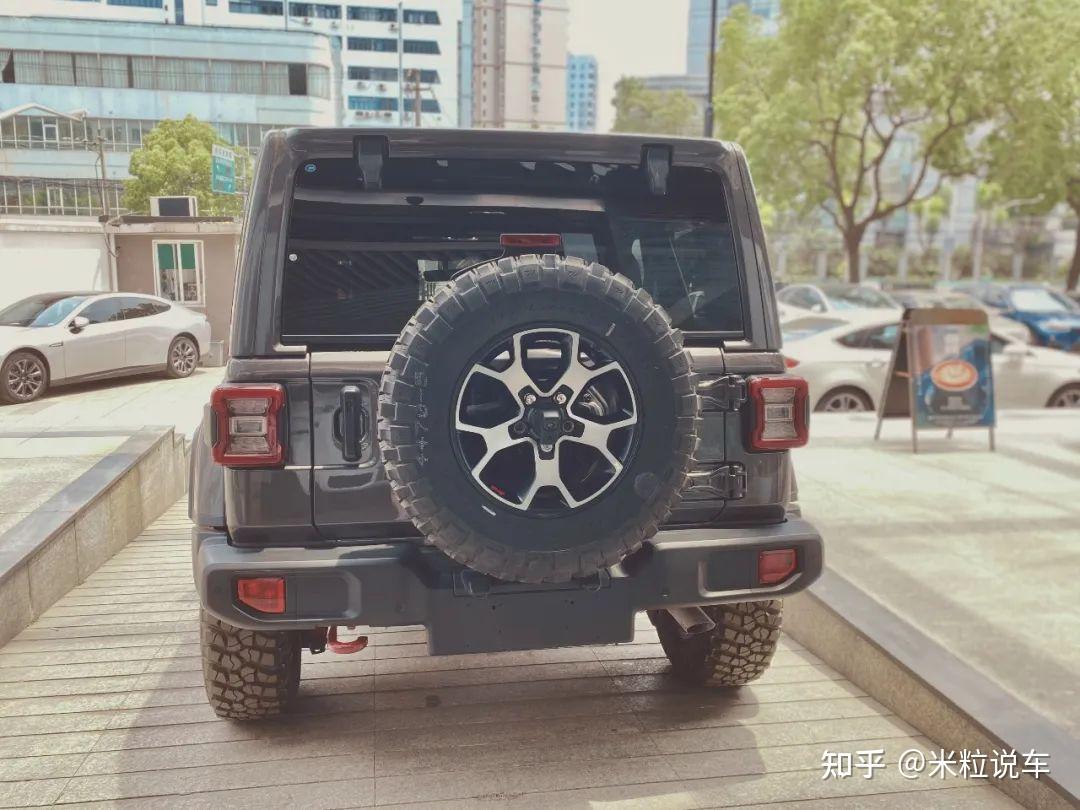 22款加版牧马人——4门电动敞篷版，越野大玩具让我爱不释手！ - 知乎