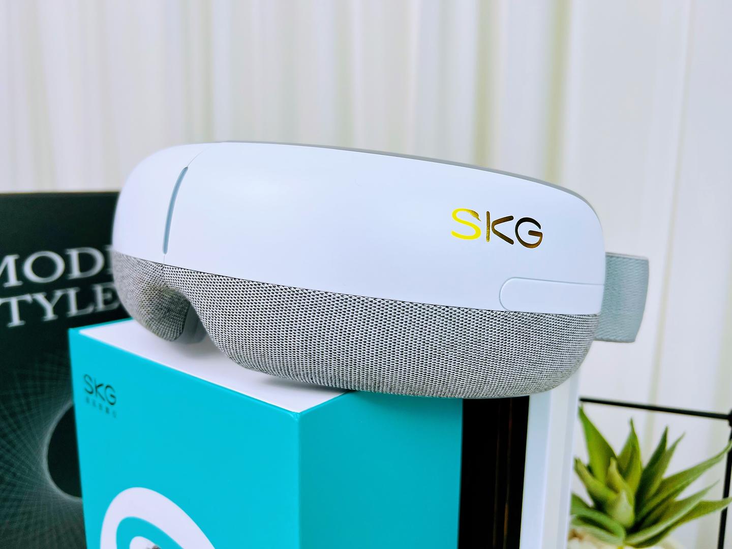 缓解眼部疲劳，让眼部放轻松，王一博同款SKG眼部按摩仪E3亲测真香 - 知乎