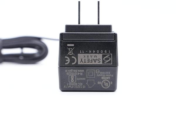 拆解报告：欧陆通24W DC电源适配器 - 知乎