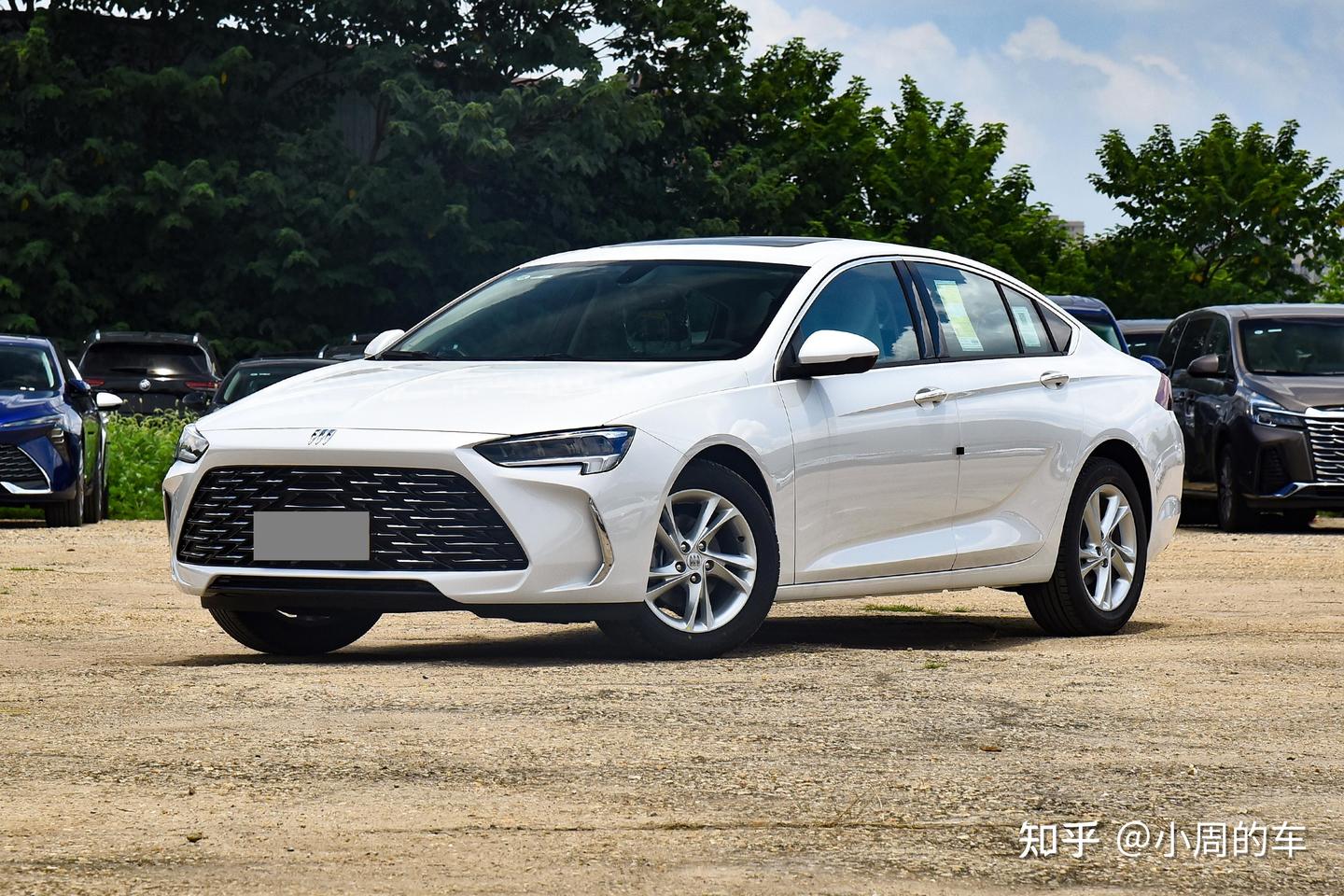 实拍别克君威，轴距2825mm，还有9AT变速箱，10.69万元值得买吗？ - 知乎