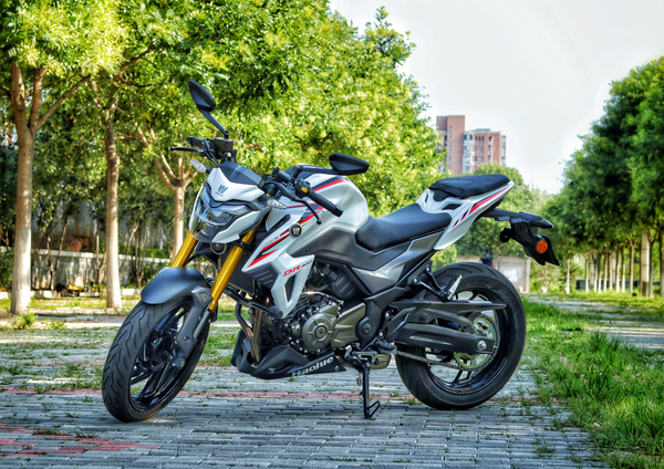 让一众媒体老师“翻车”的豪爵DR300怎么样？中国摩托车联合测评 - 知乎