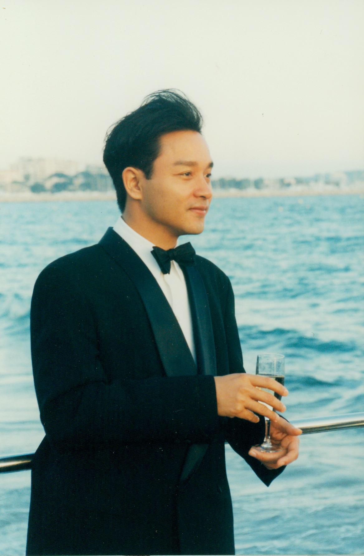 为什么都说哥哥（张国荣）帅？ - 知乎