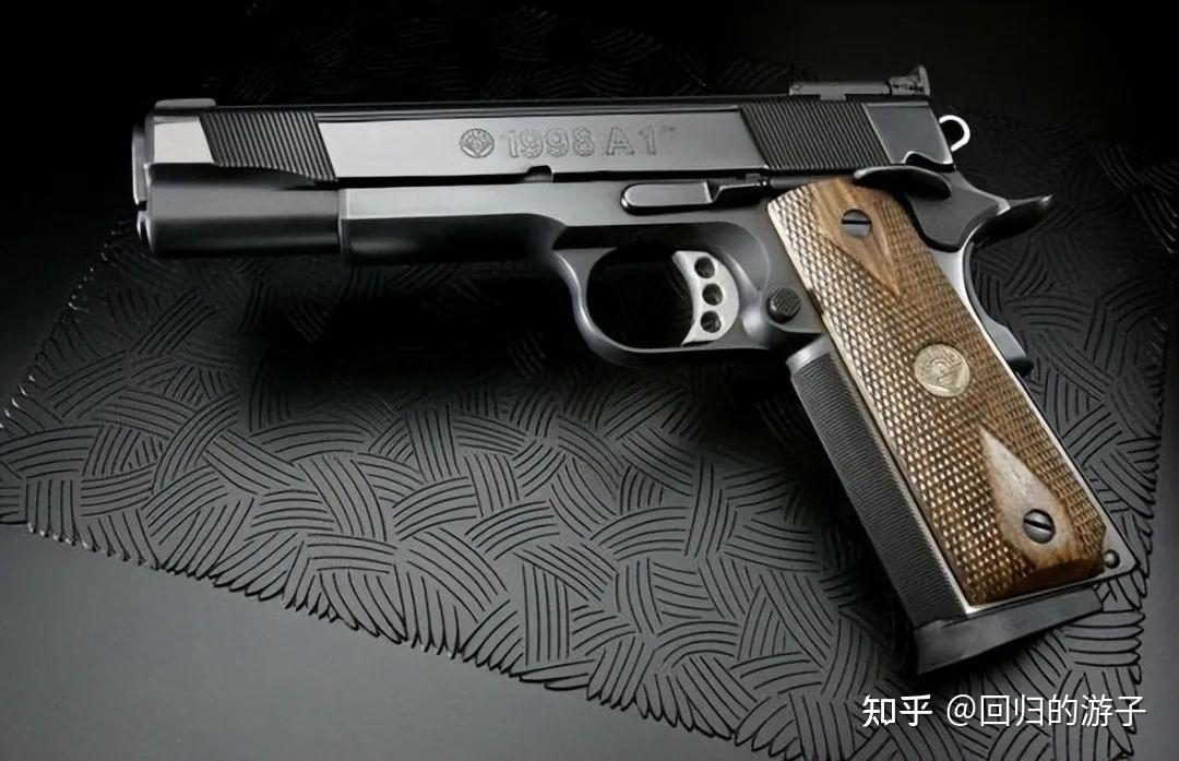 枪械赏析—继往开来杰作，美柯尔特M2000型手枪精度超群，还能实现枪管互换 - 知乎