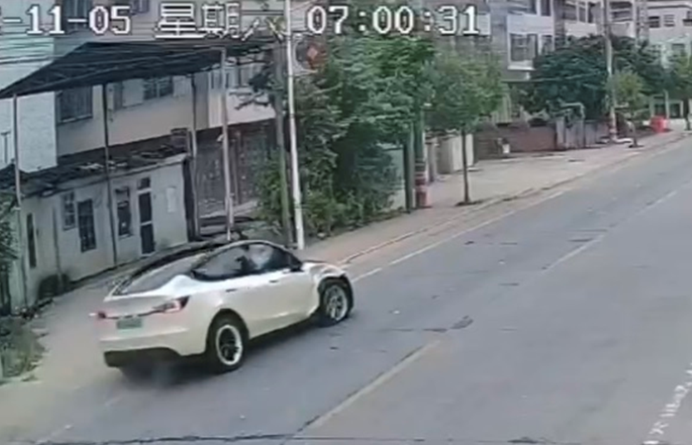 迷雾重重：特斯拉潮州事故2页鉴定报告透出七大疑问 - 知乎