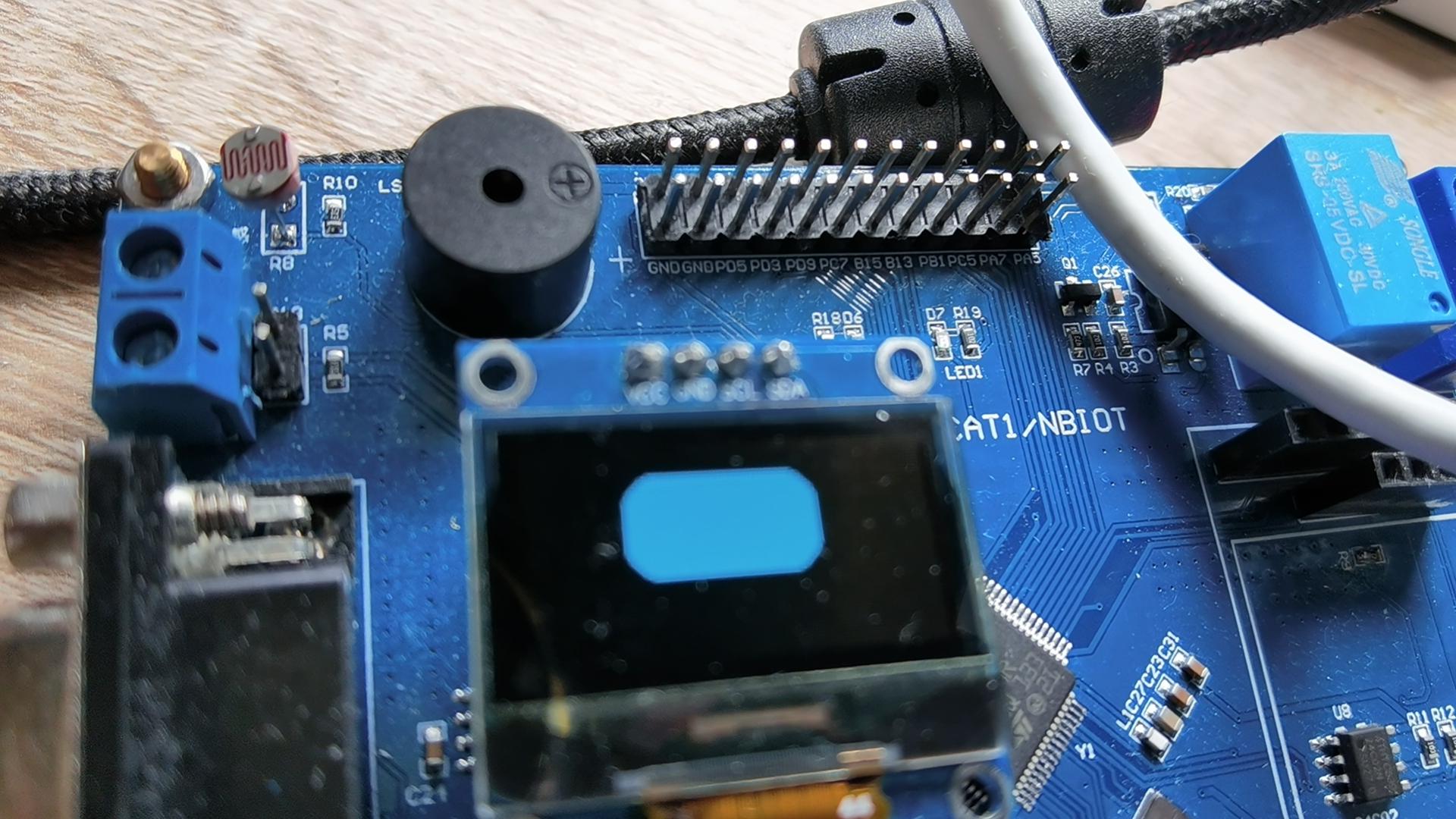 STM32的HAL第三方库 - SSD1306 OLED屏幕 - 知乎