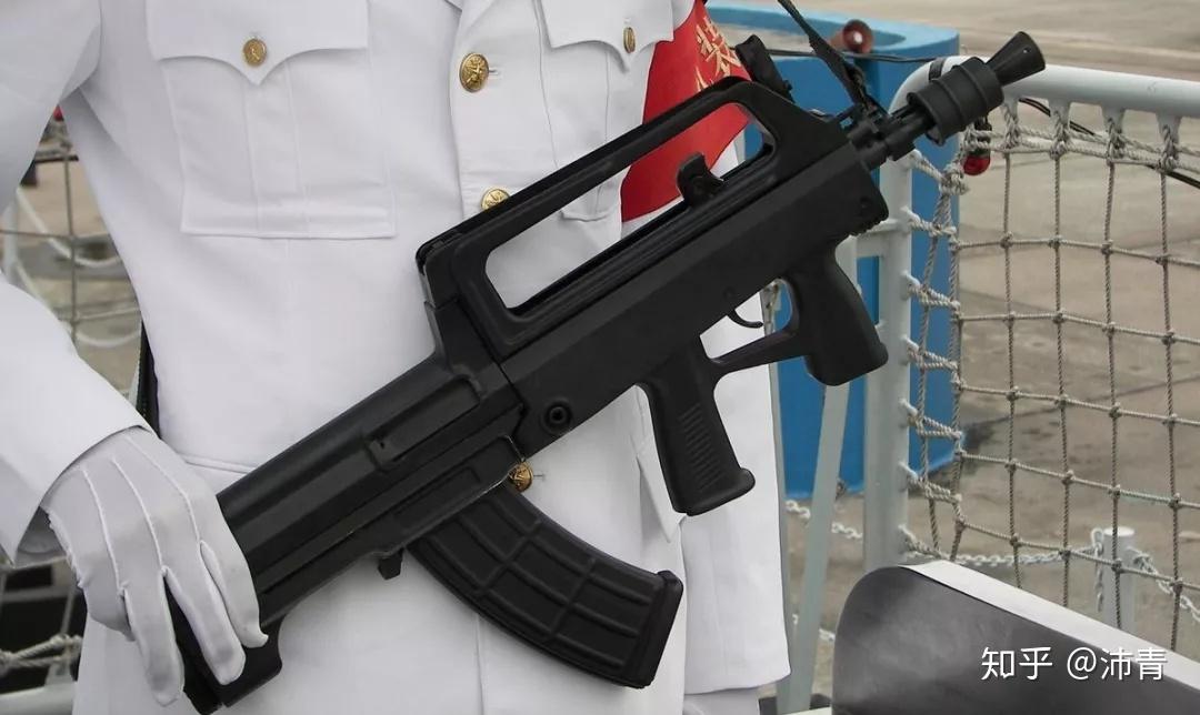 神来之笔or完全多余，谈谈国产95式步枪上最富争议的设计 - 知乎