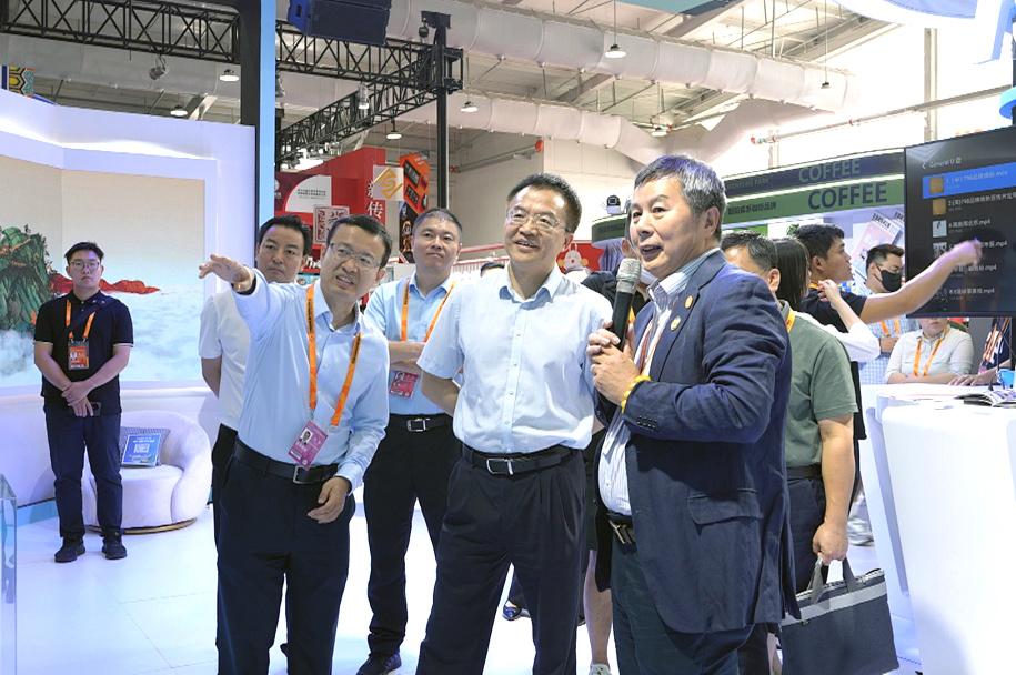 UINO优锘科技再次亮相服贸会展示数字孪生硬核科技，自研引擎赋能国家文创产业建设 - 知乎