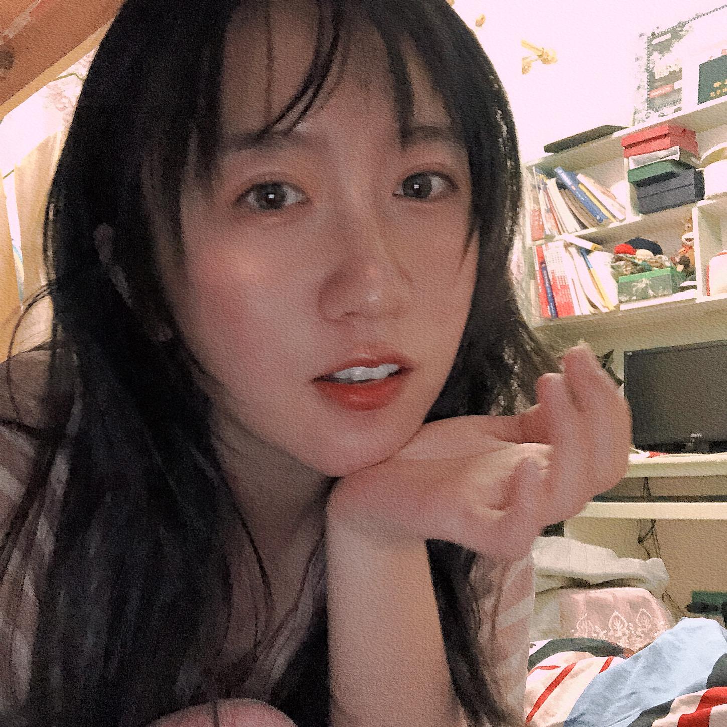 一个普通女孩的爱自拍的自拍 知乎