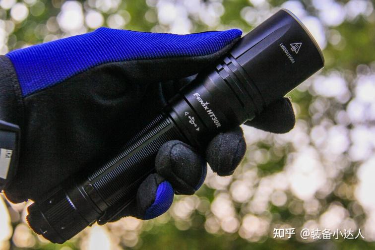 评测|Fenix HT30R白激光手电：划破长空、撕裂黑夜 - 知乎