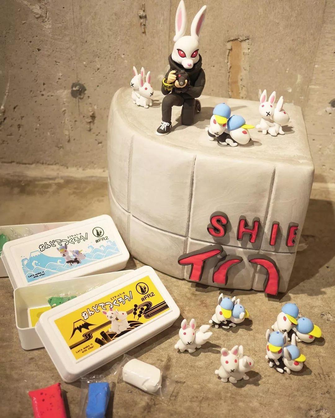 爆红Ins的潮界老司机Fxxking Rabbits,到底是怎么玩出火花的？ - 知乎