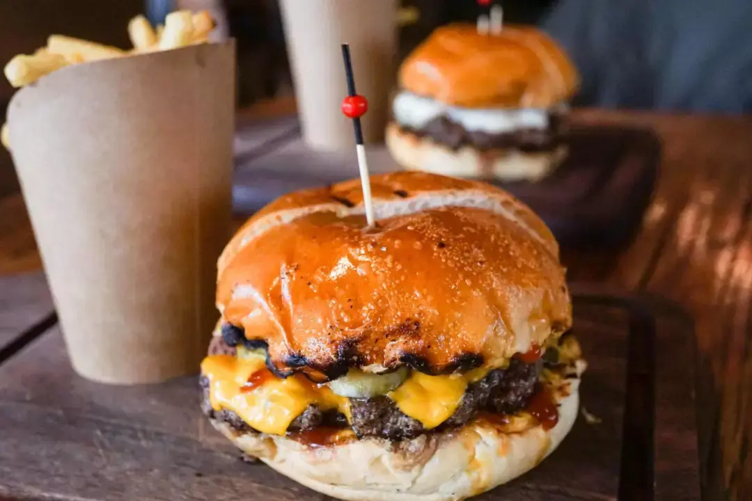 你吃过最好吃的汉堡是哪种？ - 知乎
