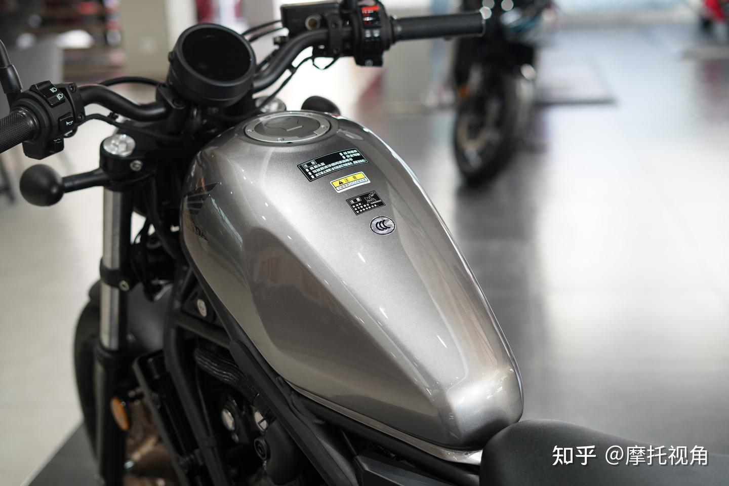 本田还是降价了！年初上市新款CM500官降5000元，是否值得入手？ - 知乎