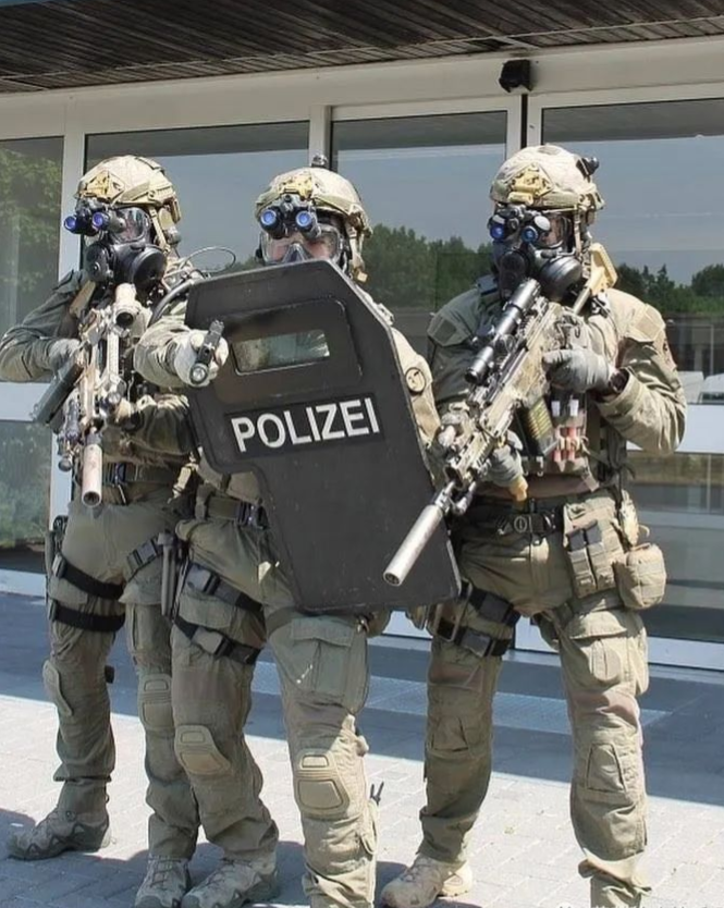 LOWA体验官测评 | 不负信赖，路之所选 - 知乎