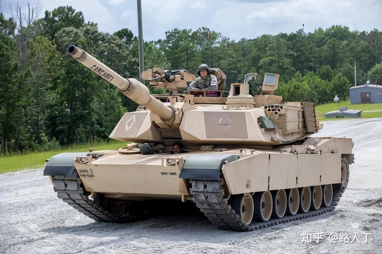 美制 M1A2T 坦克抵台 - 知乎