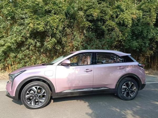 哪吒U-II不来虚的8155+征程3芯片 15万级纯电SUV轻量级拳王 - 知乎