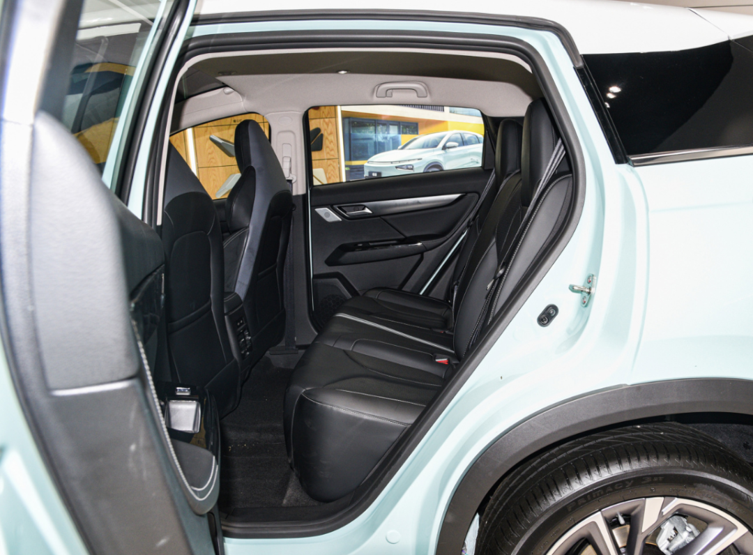 15万级新能源汽车怎么选？合创Z03对比小鹏G3i谁更优？ - 知乎