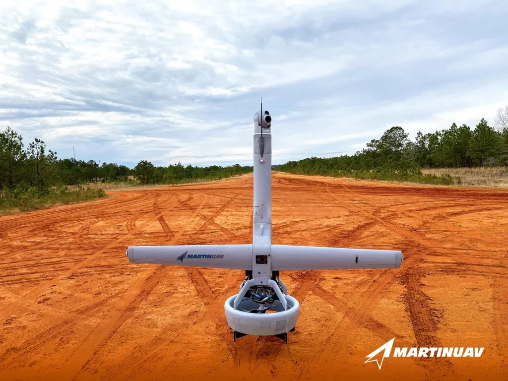 【技术·国际航空】新款马丁无人机-垂直起降型V-BAT 128，更载重，更耐用！ - 知乎