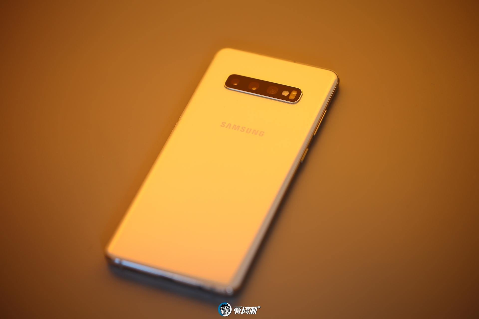 三星Galaxy S10+详细评测：真的差一点点就完美了！ - 知乎